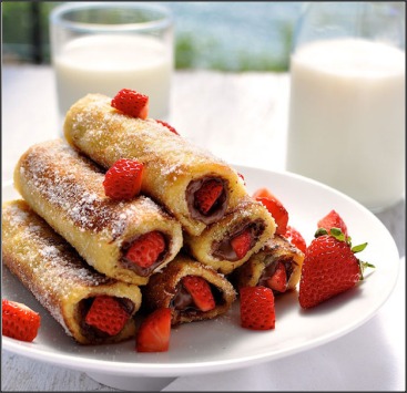 Strawberry Nutella French Bread Toast Roll Ups